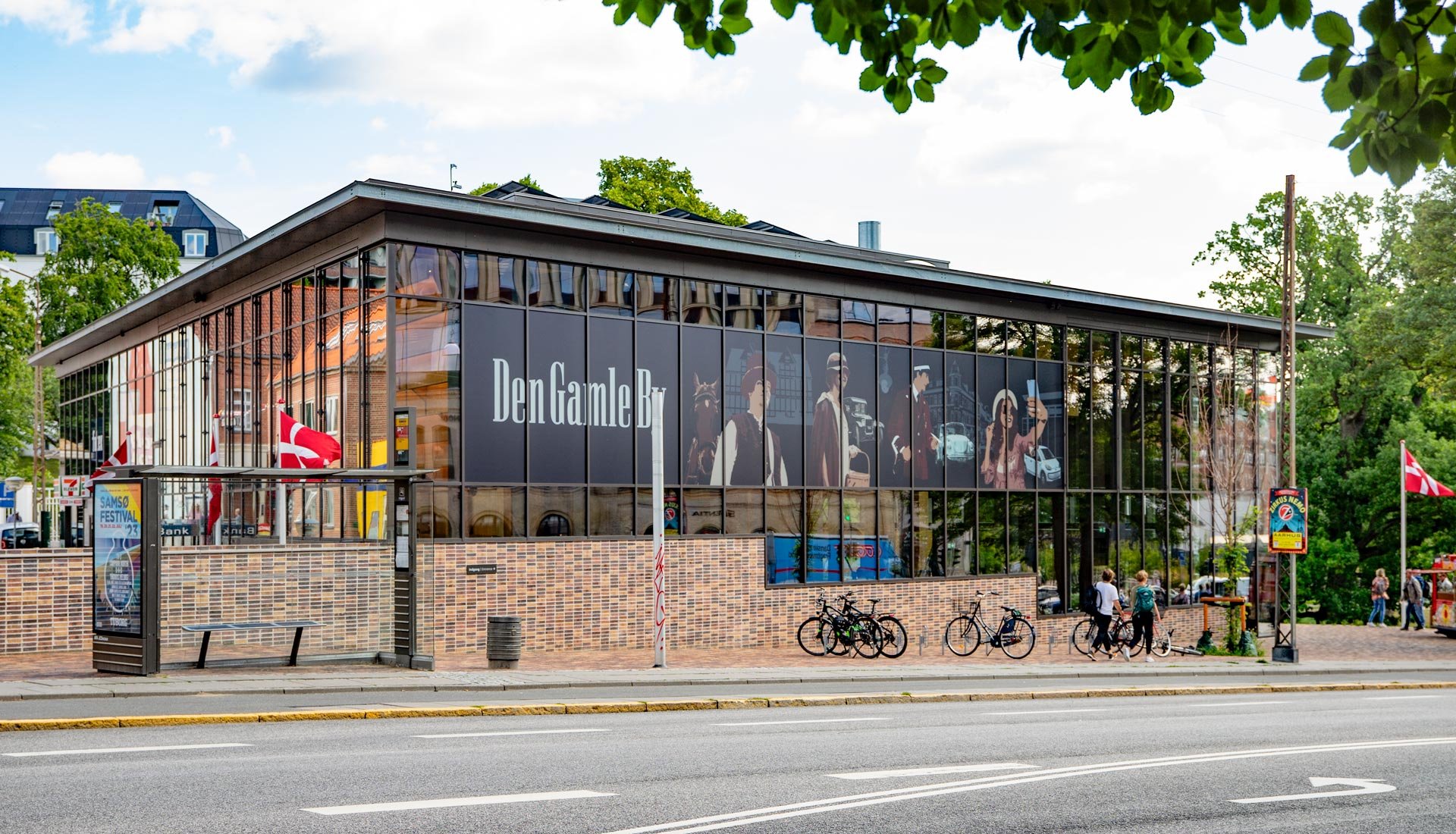 Den Gamle By - Ny Hovedindgang | Facadelukning HS Hansen